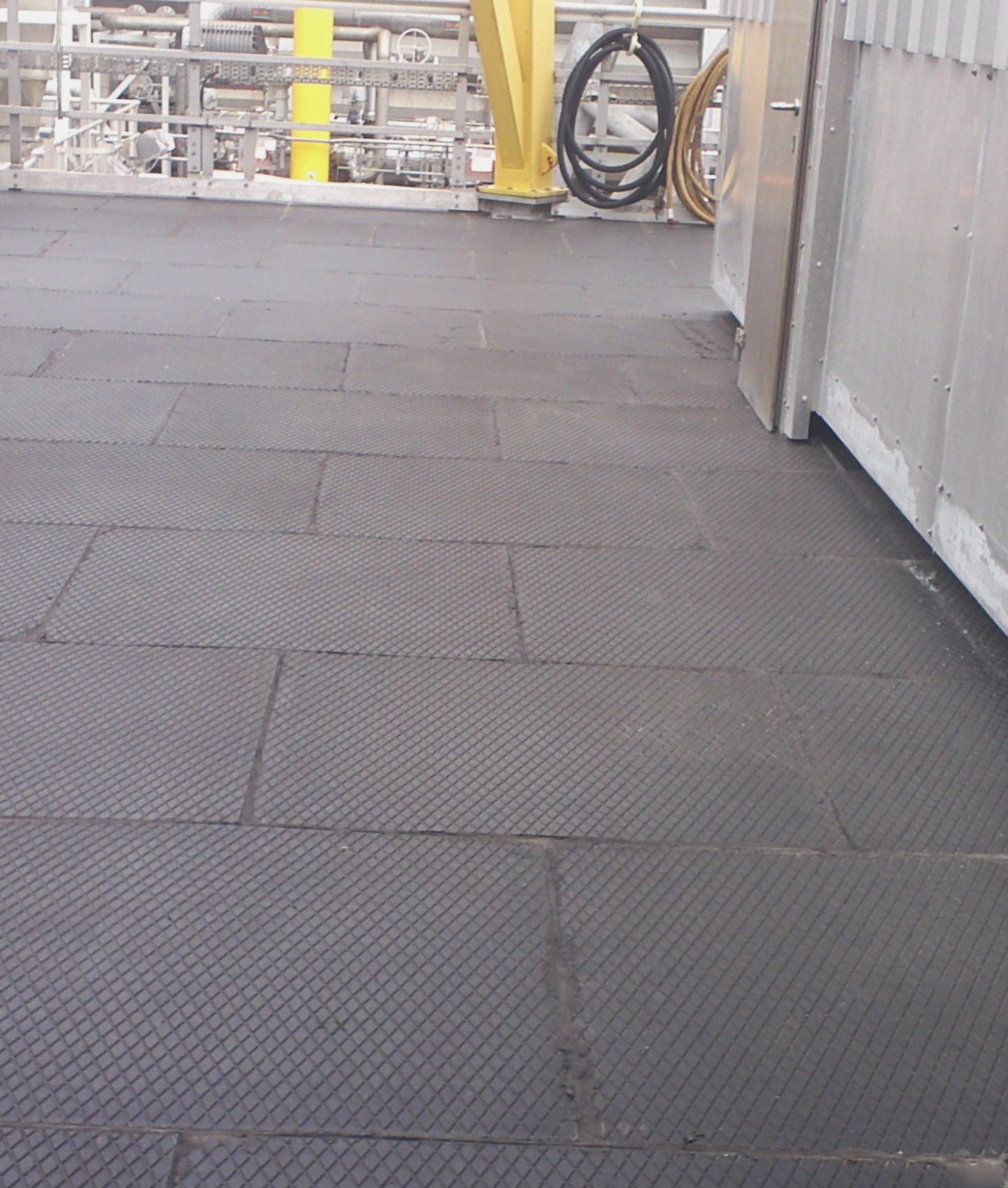 Vikodeck® - Maintenance free deck protection